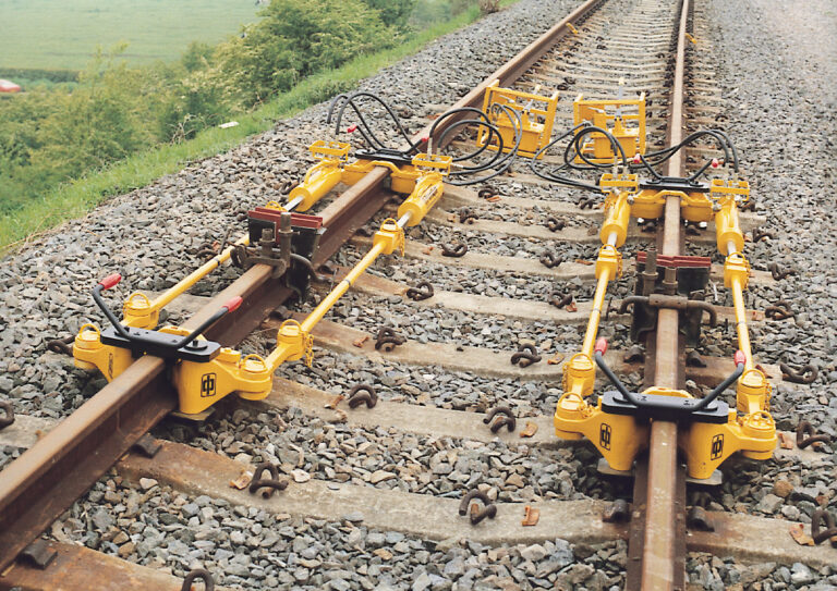 TLIB310 Adjust Rail + ETM-06-10 Workshop - Southern Cross Civil Rail ...